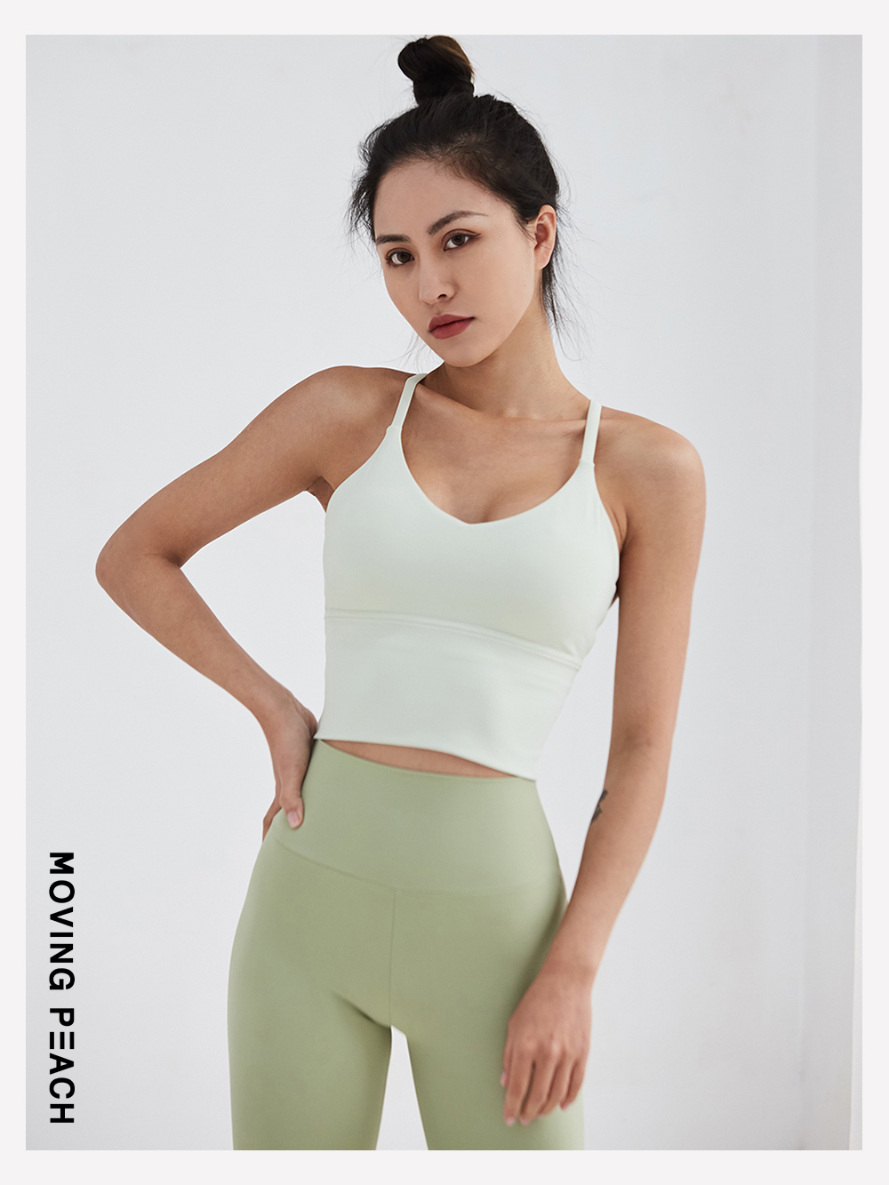 MOVING PEACH Women Sports Yoga Cropped Tank V-neck Beauty-back Camisole ...