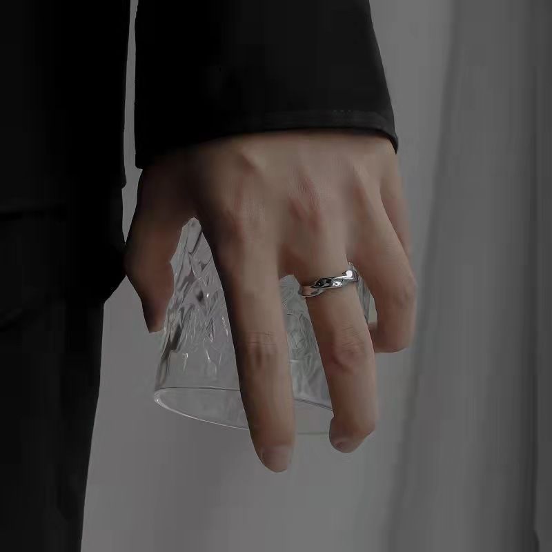 Fashion Simple Mobius Band Opening Ring Niche Ins High Couples Ring ...