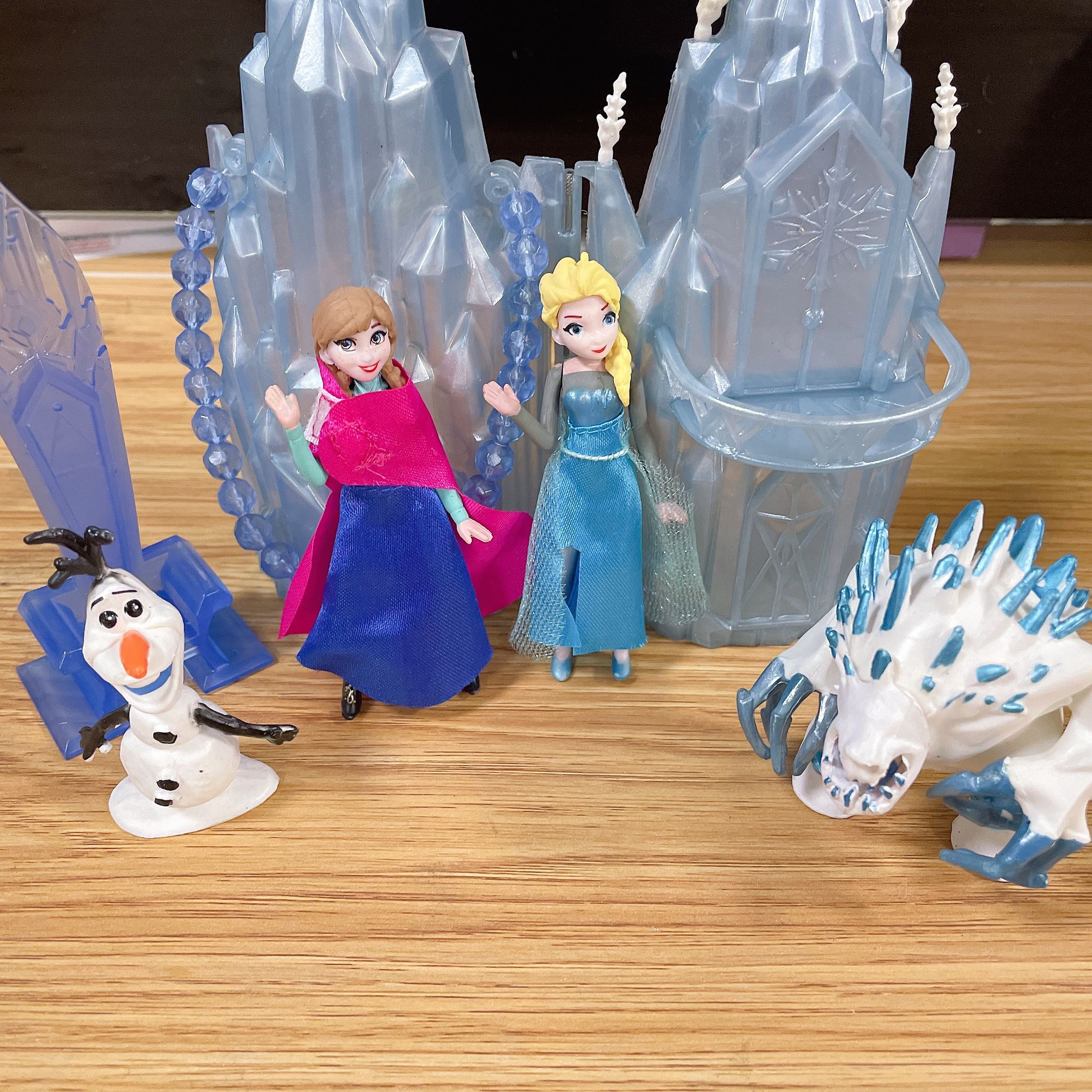 7-15cm Disney Frozen Princess Castle Elsa Anna Olaf Reindeer Decoration ...