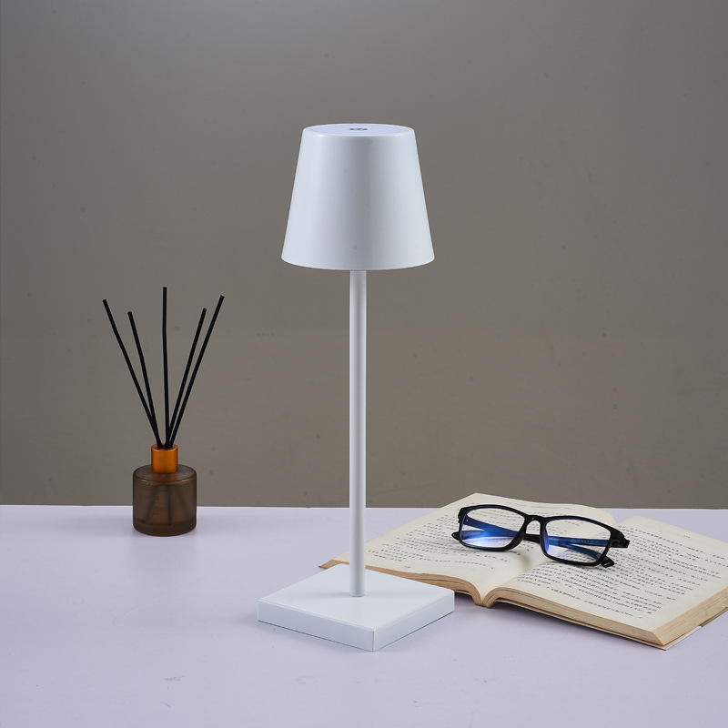 Modern LED Cordless Table Lamp Rechargeable Desk Lamp Lampu Meja Lampu ...