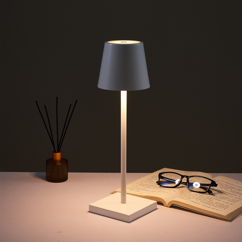 Modern LED Cordless Table Lamp Rechargeable Desk Lamp Lampu Meja Lampu ...