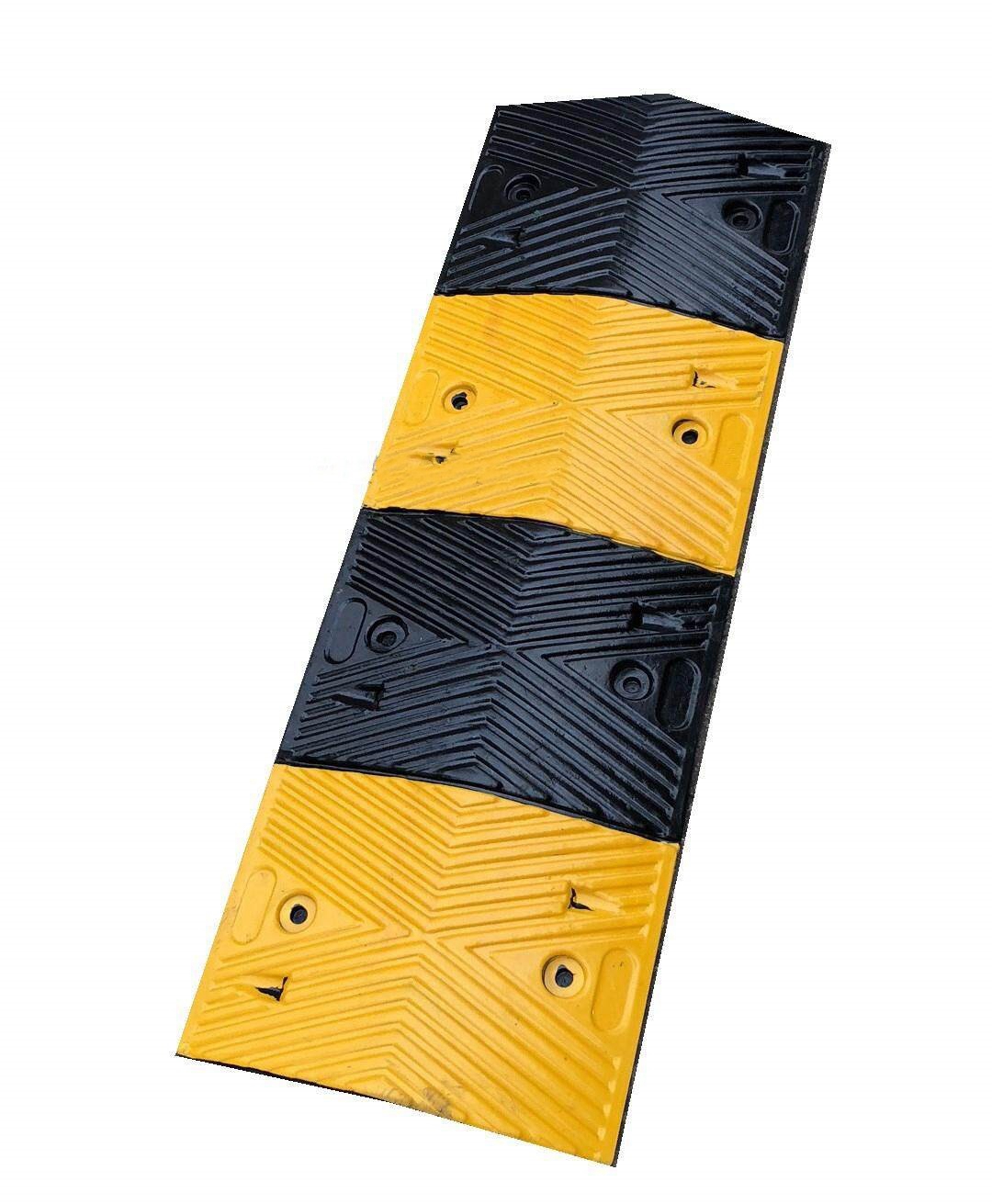【COD】VEHICLE SAFETY RUBBER ROAD SPEED HUMP ROAD HUMP SPEED BUMP END CAP ...