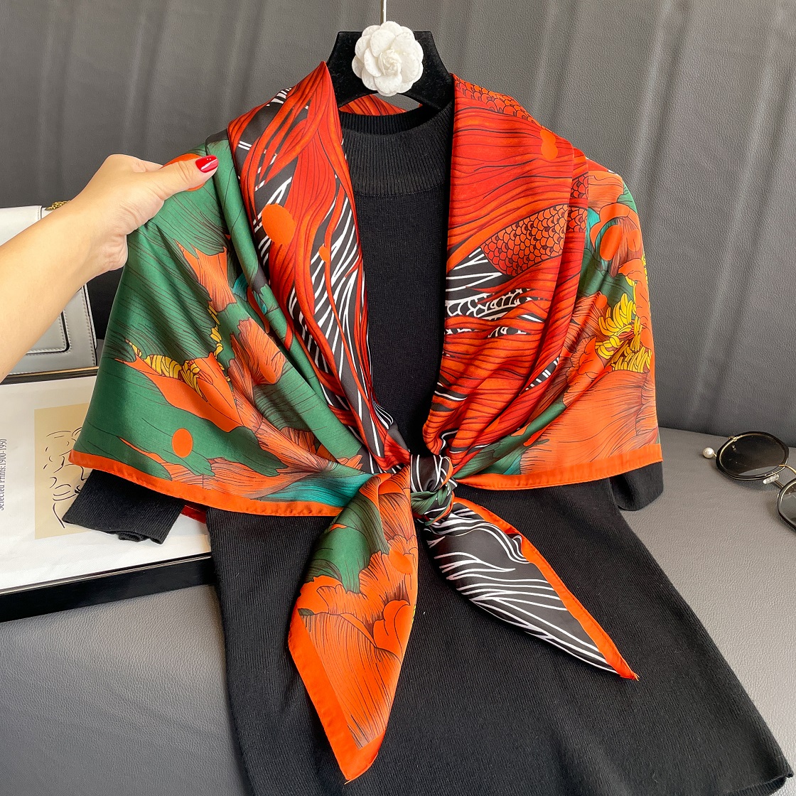 LISA Fashion Scarf 110 × 110cm square scarf women's shawl printed scarf ...