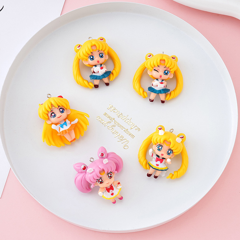 1Pcs 4.8cm Anime Sailor Moon Figure Tsukino Usagi Chiba Mamoru Chibiusa ...