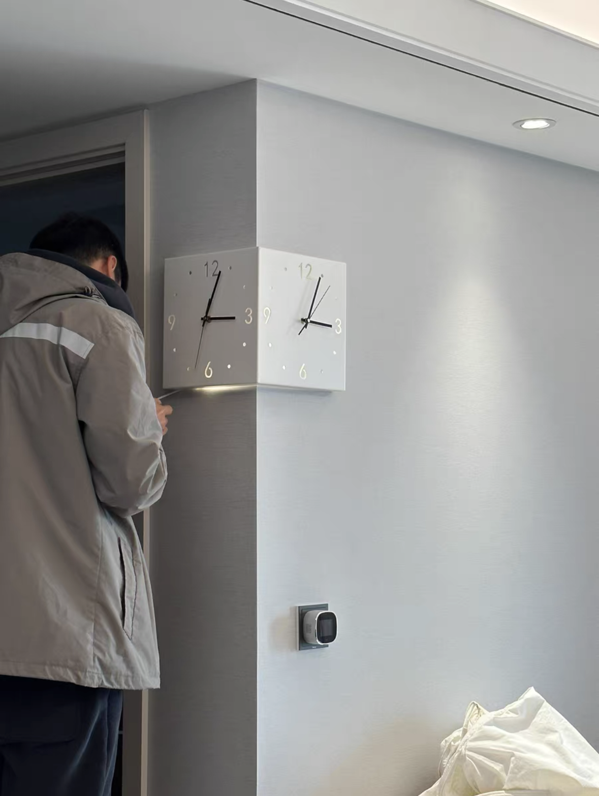 Nordic double-sided wall clock creative modern minimalist living room ...