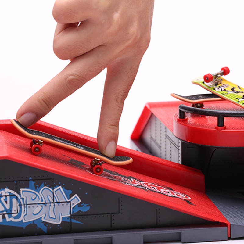 Fingerboard Mini Set Children Finger Skateboards Park Toy Plastic ...