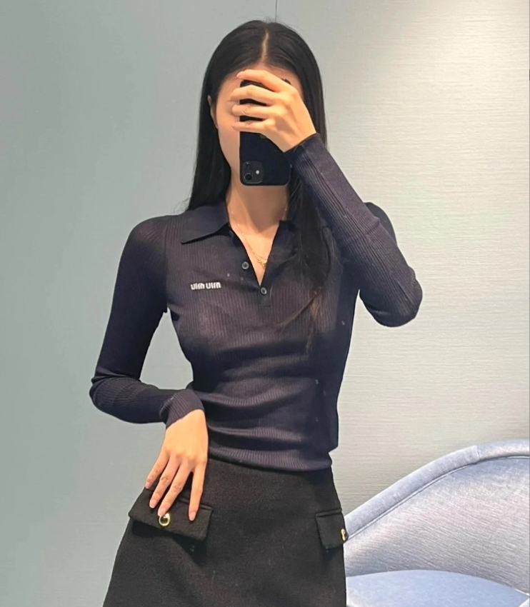 M*IU 2023 NEW LONG KNITTED POLO SHIRT - NAVY BLUE | Shopee Malaysia