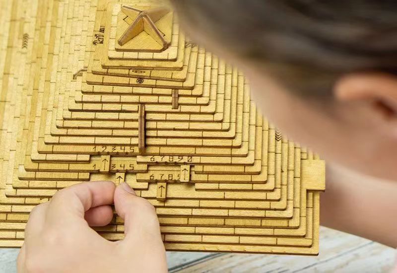[Ready Stock] 魯班盒 wooden toys montessori Pyramid Decryption Box puzzle ...