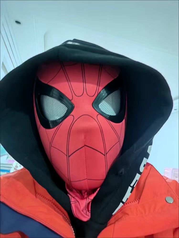 Spider-man Headgear Eyes Movable Manual Winking Mask Superhero Headgear ...