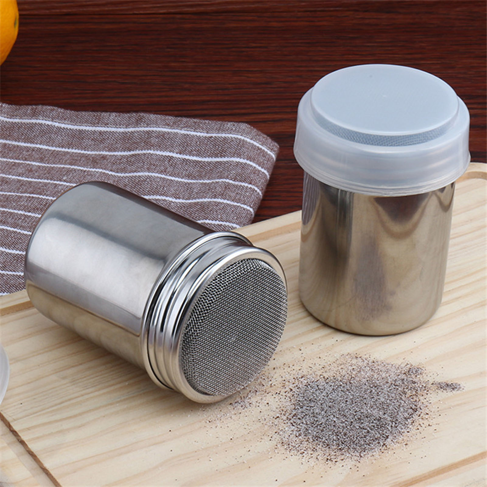 /LO/ Secure Spice Shaker Spice Container with Even Distribution Premium ...