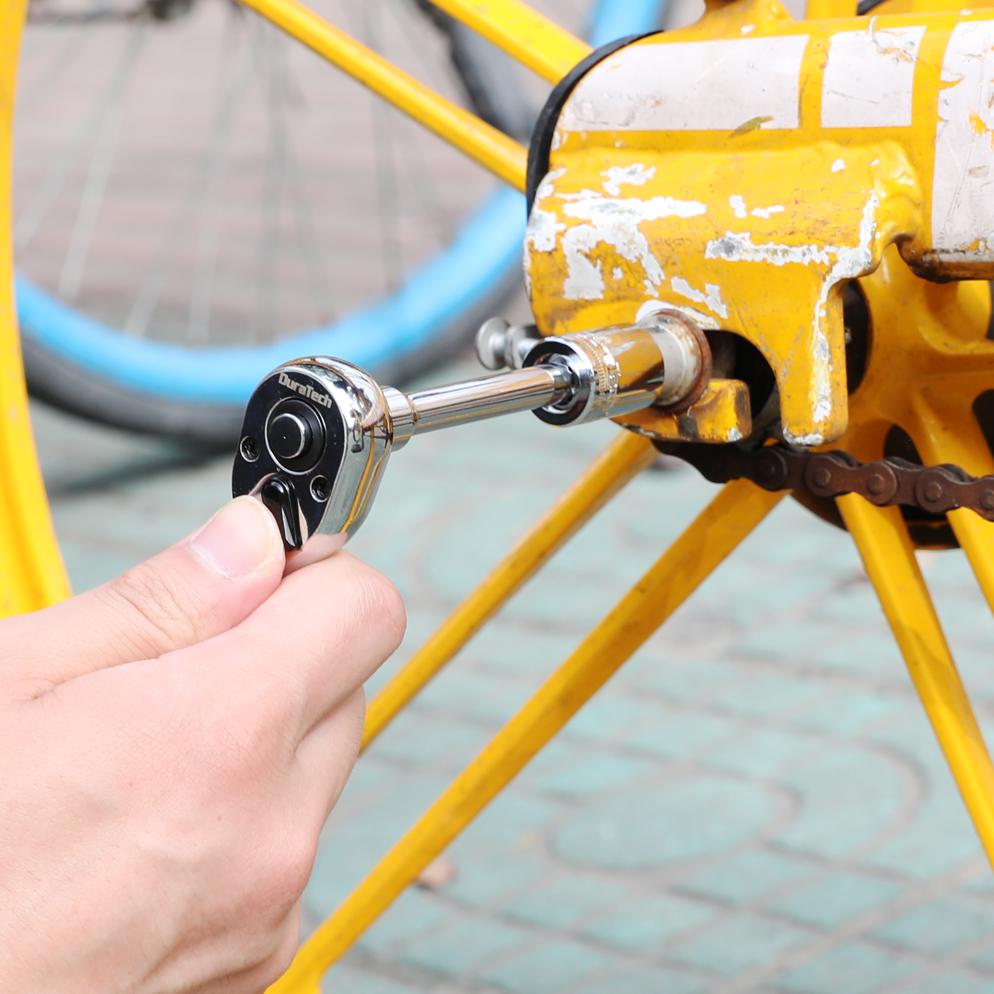 DURATECH Stubby Ratchet Set 1/4-Inch and 3/8-Inch Ratchets with 2 ...