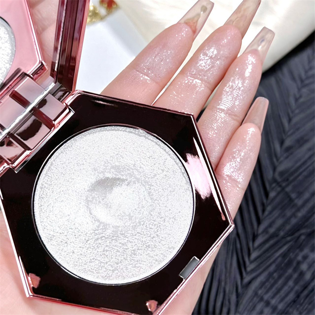 All-in-One Cream Highlighter: Natural Sculpting & Subtle Shimmer for ...