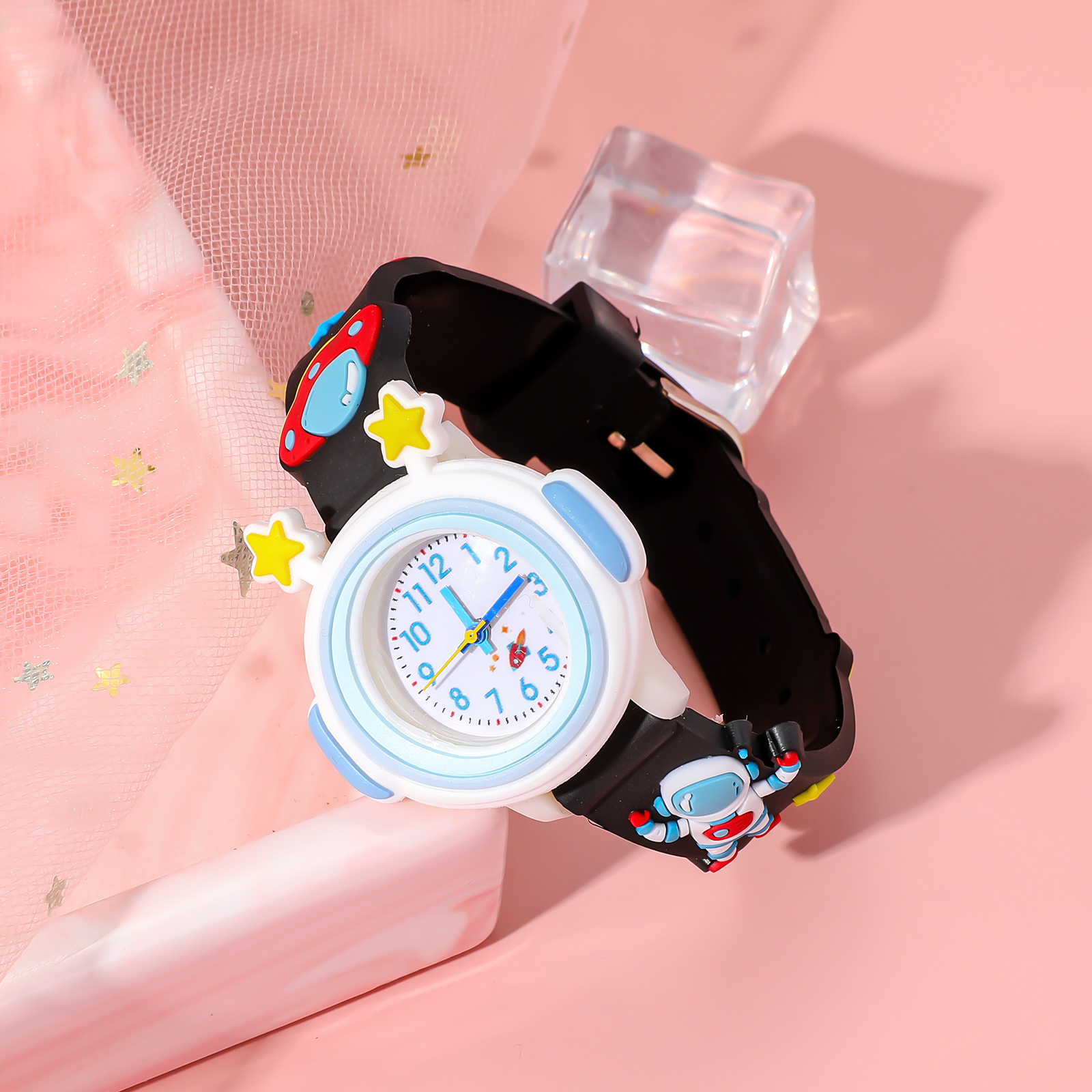 The new Children's cartoon astronaut silica gel quartz watch | Shopee ...