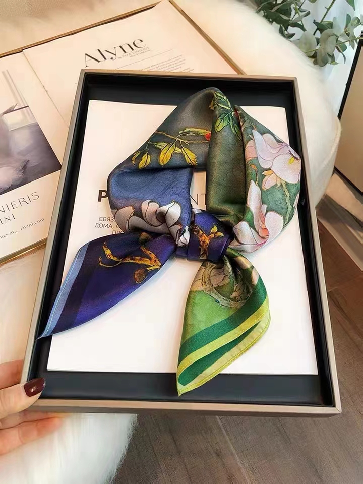LISA Fashion Scarf 90x90cm Square Scarf Printed Scarf women Lady Shawl ...