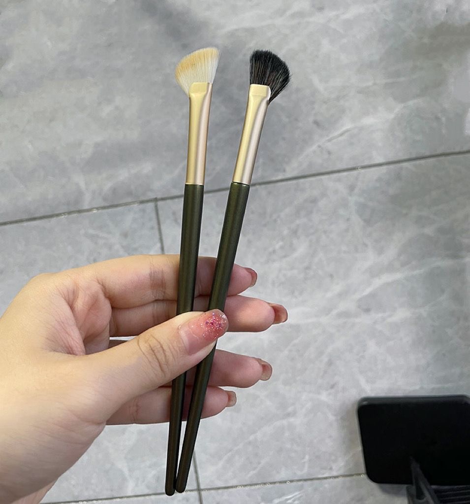 Cangzhou Semi-Fan Nose Shadow Brush Makeup Brush Sickle-Shaped Slanted ...