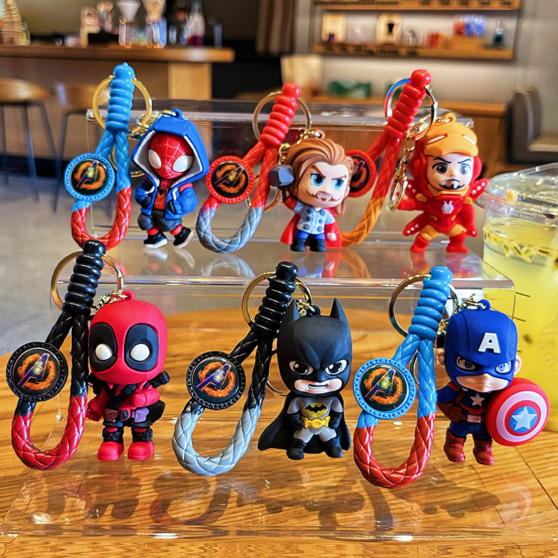 New superhero keychain cartoon Captain America Iron Man keychain ...