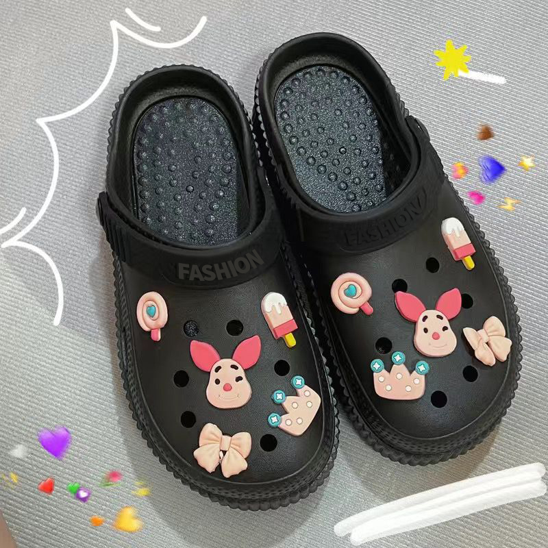A Pair of Cute Piggy Hole Shoes Heightened Thick-Soled Beach Anti-Slip ...