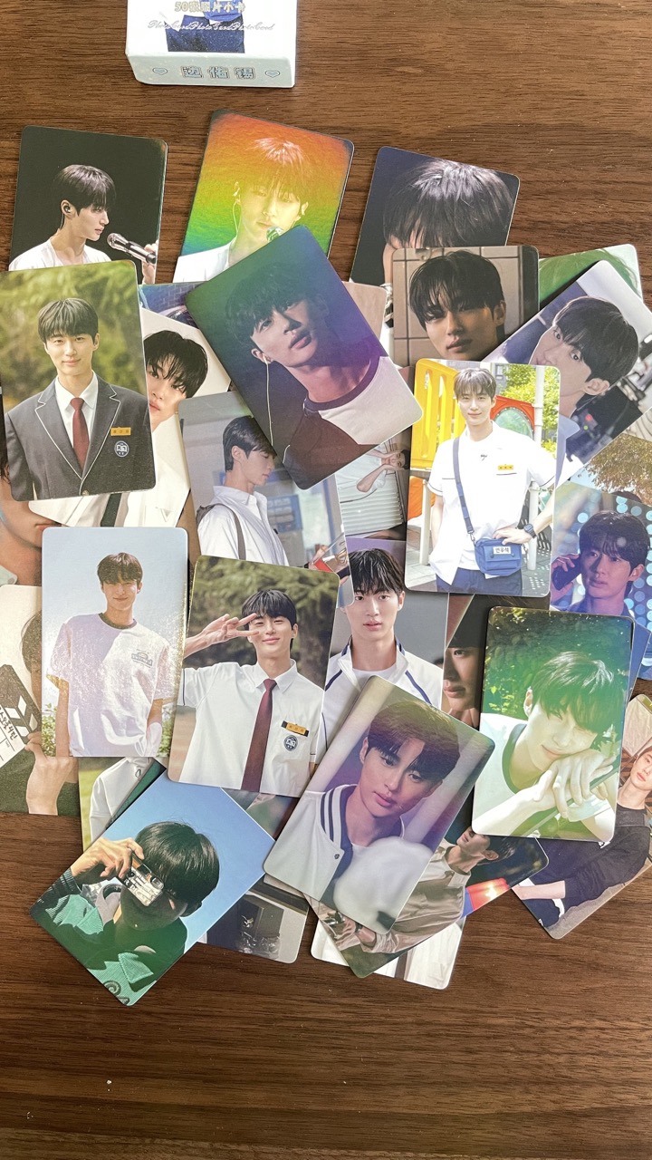 lovely runner Byeon Woo Seok Kim Hye Yoon Bianyouxi Laser Photocard ...