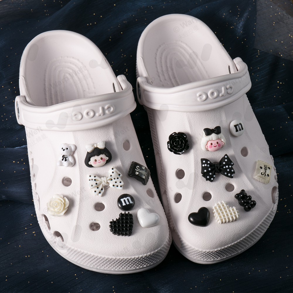 Black Fashion Series Sandal Pin Buckle Shoe Charms, Cool Trendsetter 3D ...