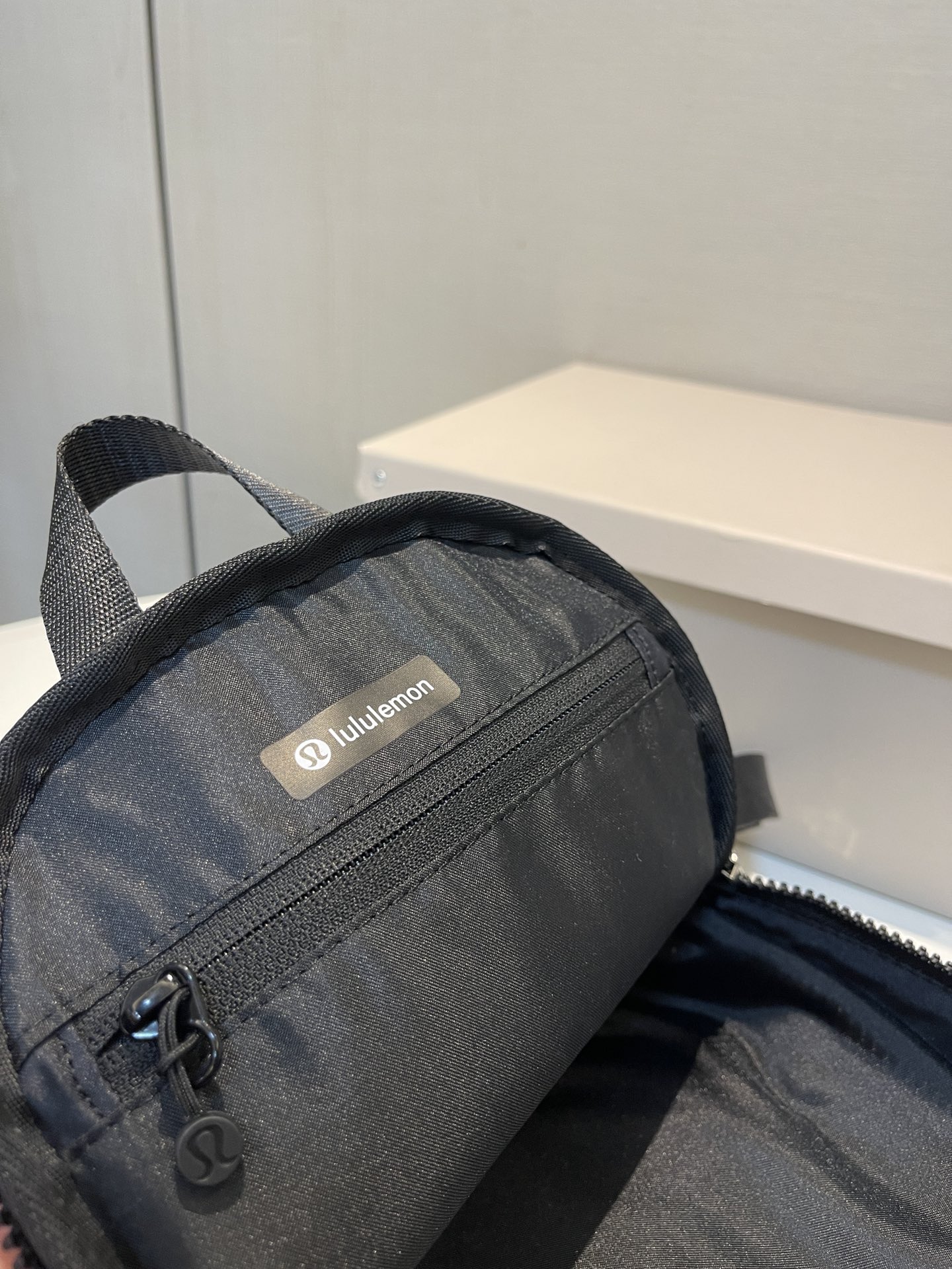 SALE! lululemon Knit Nylon Micro Backpack 4L | Shopee Malaysia