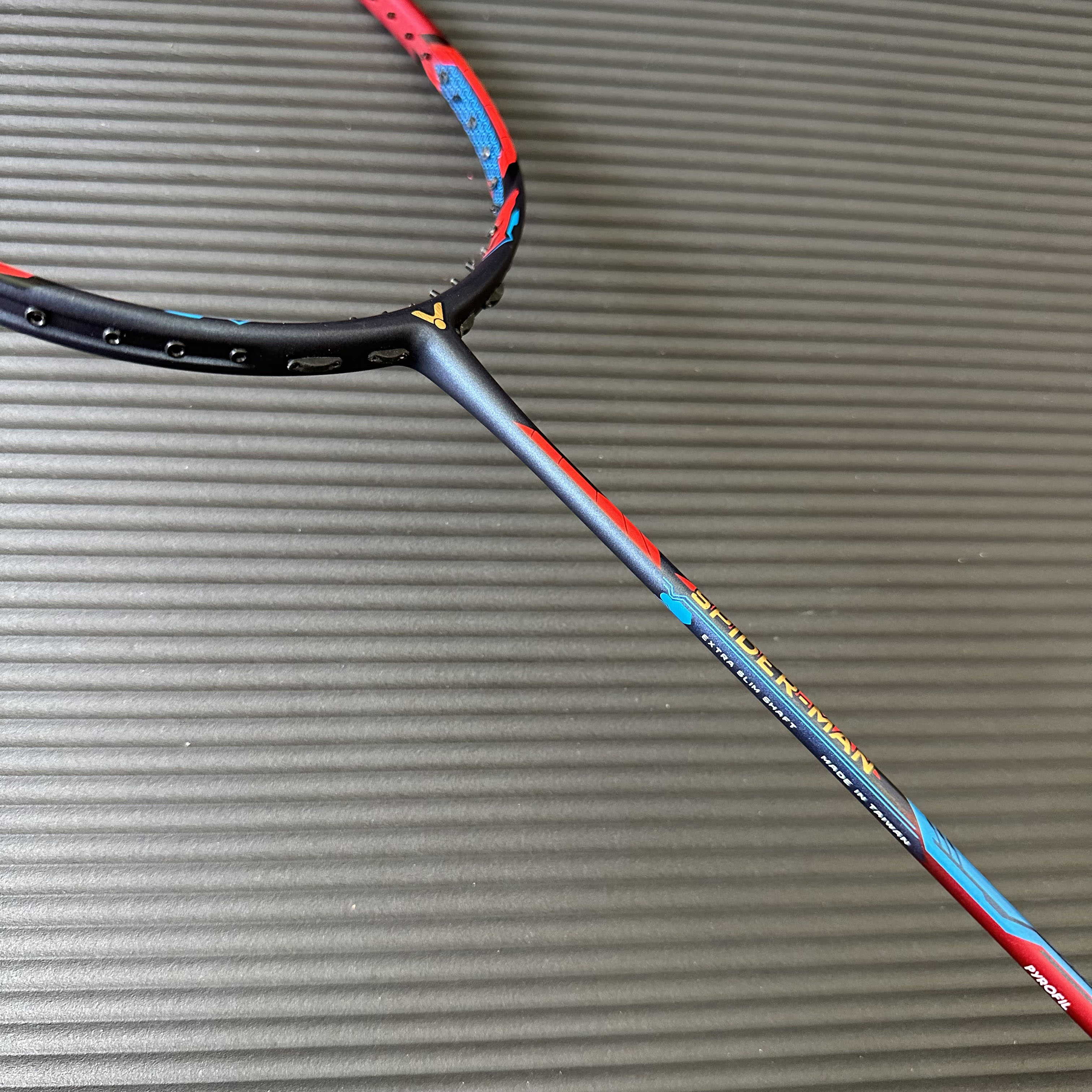 VICTOR VICTOR VICTOR SPIDER-MAN Spiderman Co-Branded Version Badminton ...