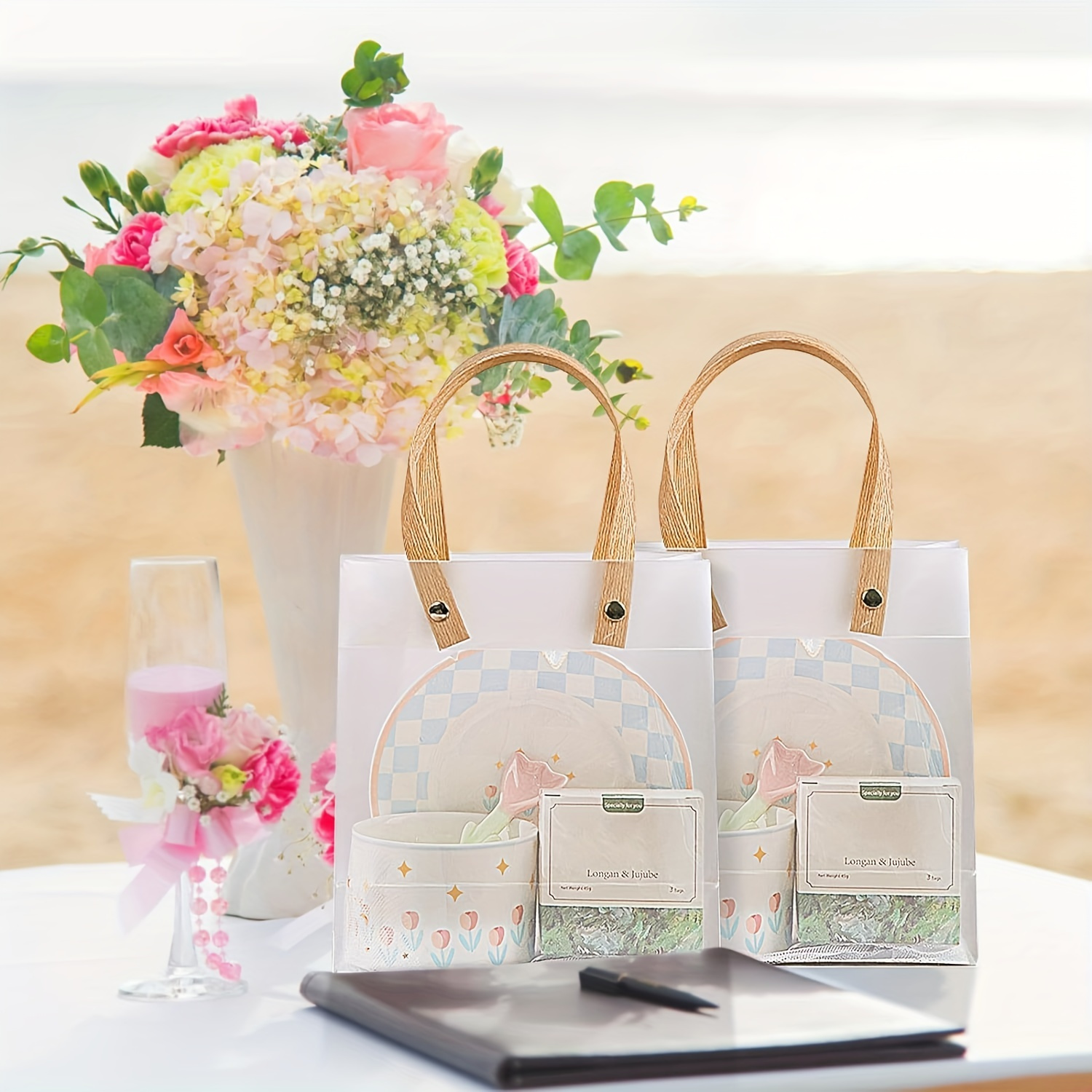 Clear Gift Bags with Handles Plastic Frosted Bags Waterproof, Reusable ...