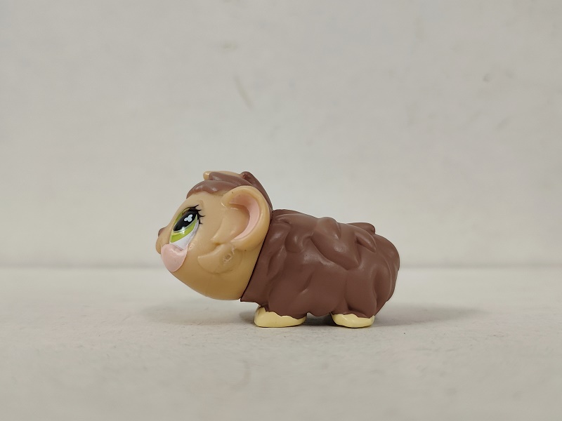 LPS Action Figure littlest pet shop Cream Brown Pig #494 with Green ...