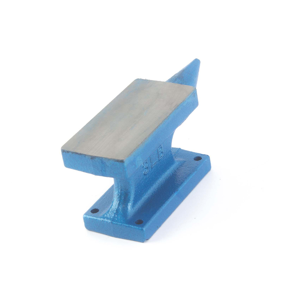 Blacksmith Anvil, Single Piece Iron with Square Holes, Ideal for ...