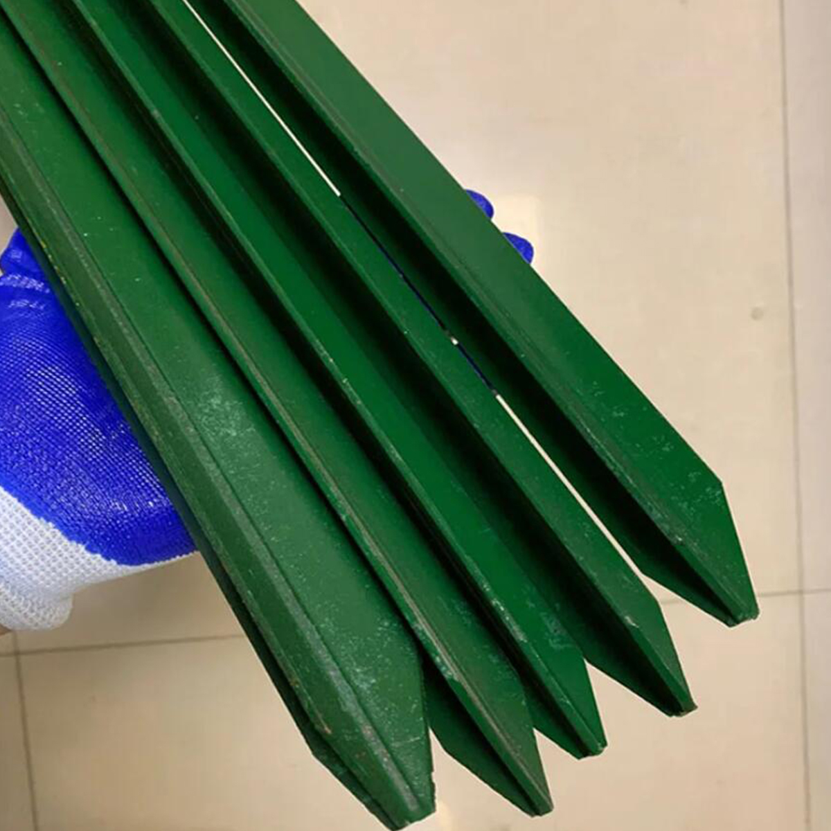 6.6ft Tiang Pagar 2M Pagar Cyclone Column Fence Poles Tiang Besi Pagar ...