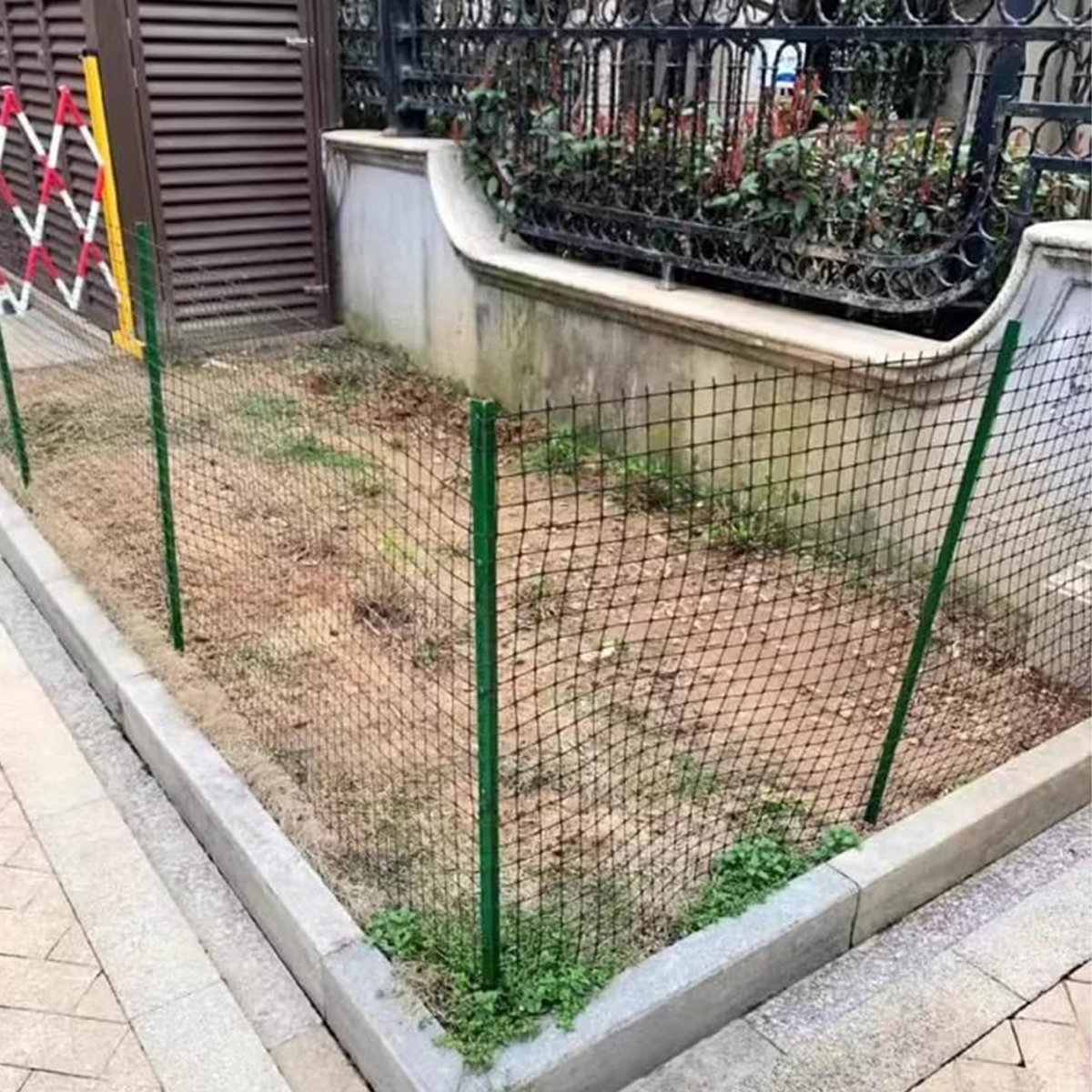 6.6ft Tiang Pagar 2M Pagar Cyclone Column Fence Poles Tiang Besi Pagar ...