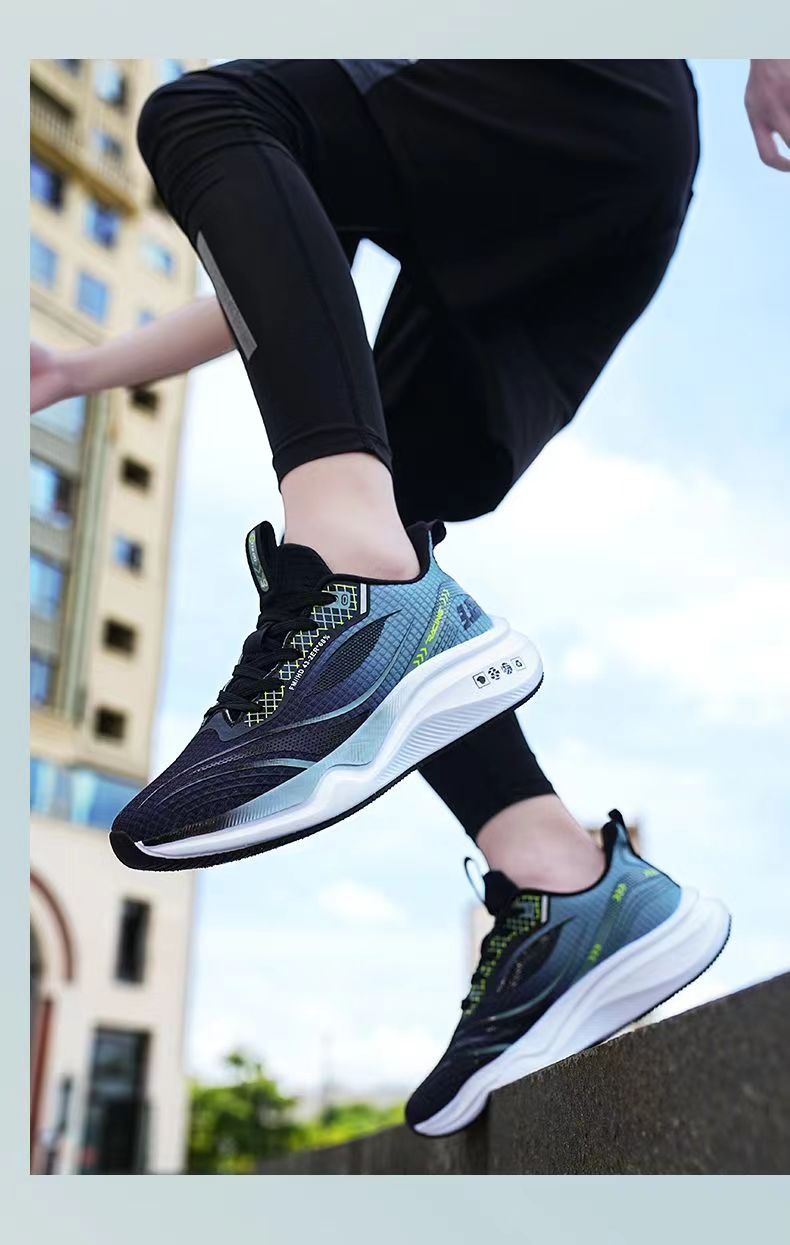Flying woven men's shoes fashion soft sole casual shoes outdoor sports ...
