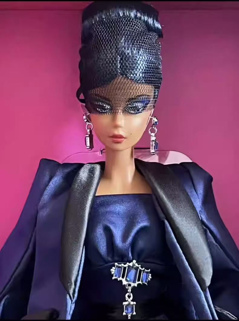 Barbie Sapphire Anniversary Fashion Model Collection Doll HRM60 ...