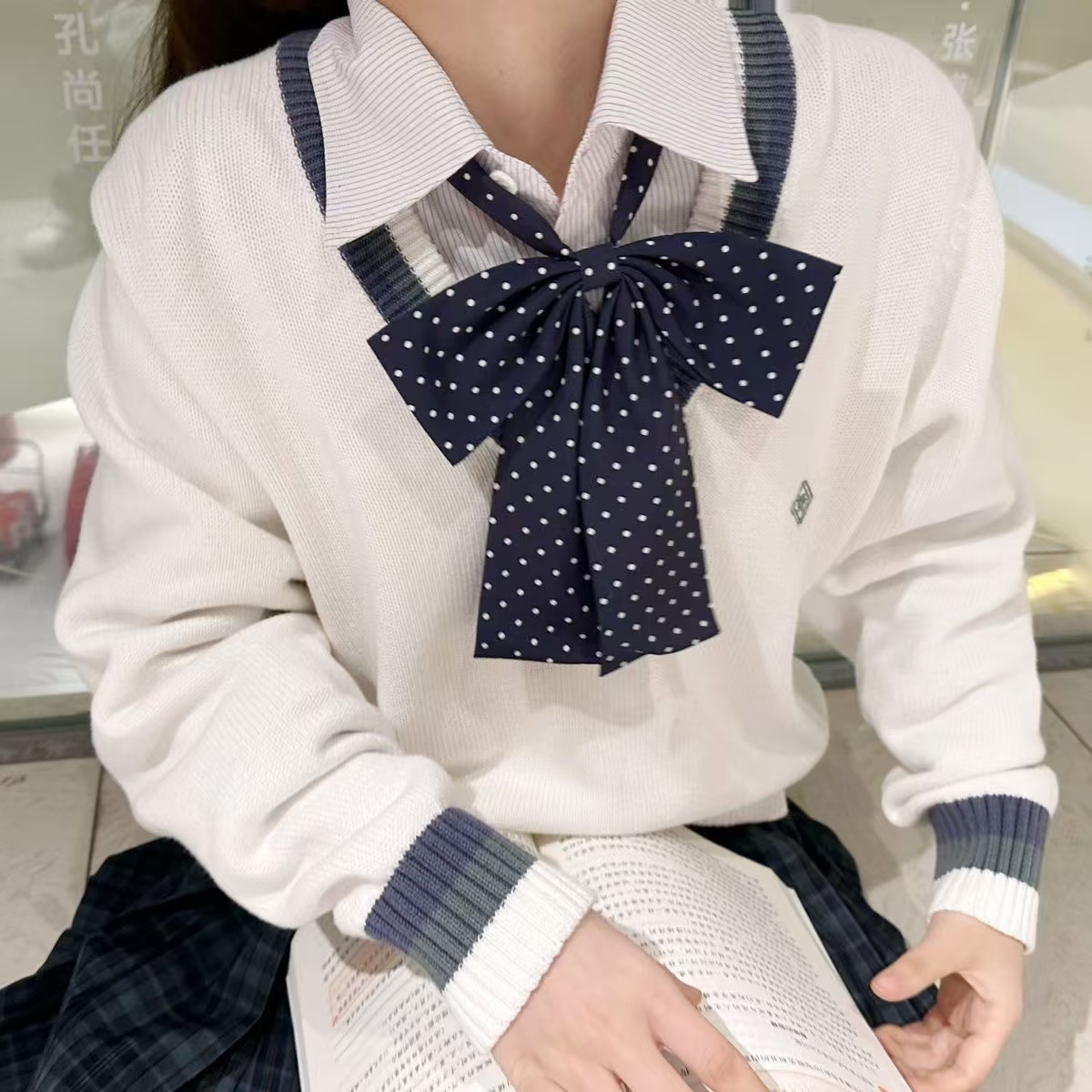 New Arrive Kawaii Dots Big Bow Tie Girls Woman Uniform Ribbon Bow Tie ...