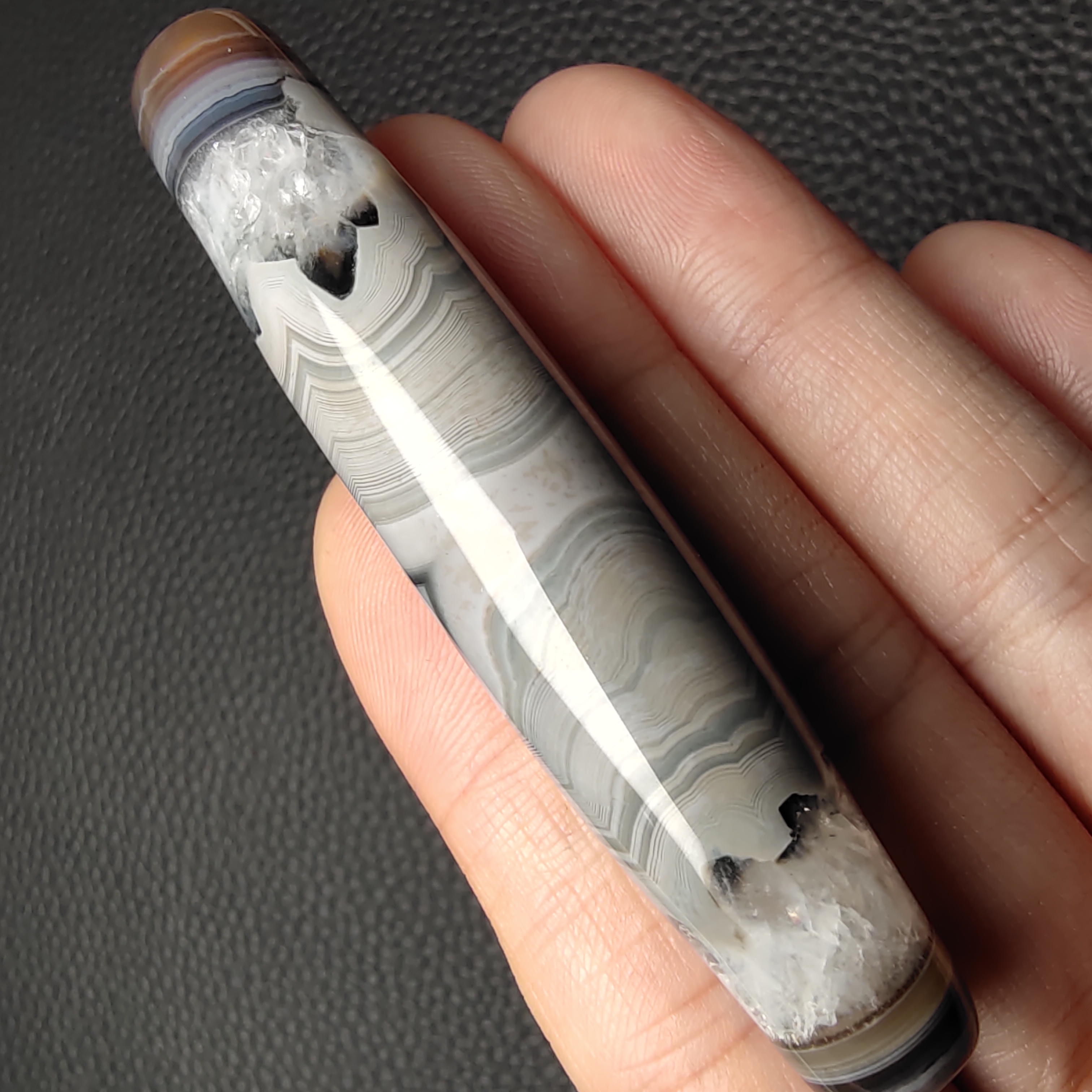 Orphans Buy Back High-End Collection Large Thousand-Line Dzi Beads ...