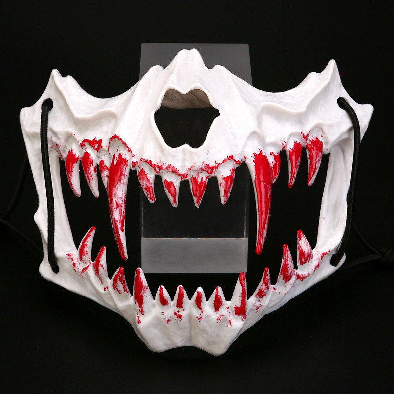 Halloween two-dimensional half-face bleeding mask Tiger Yakasha Dog Man ...