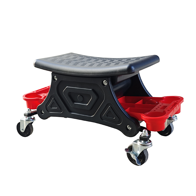 Various styles of practical auto repair stools and tool carts Mechanic ...