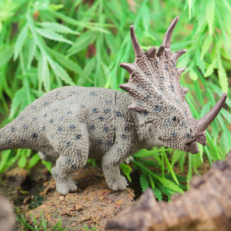 Dinosaur Set Carnotaurus Styracosaurus Tyrannosaurus rex Ceratosaurus ...