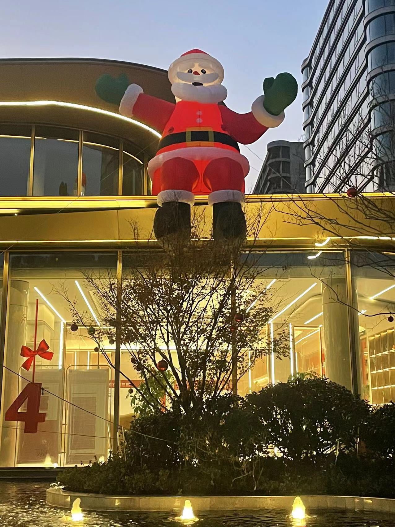 Ready Stock Santa Inflatable Model Christmas Wall Climbing Snowman ...