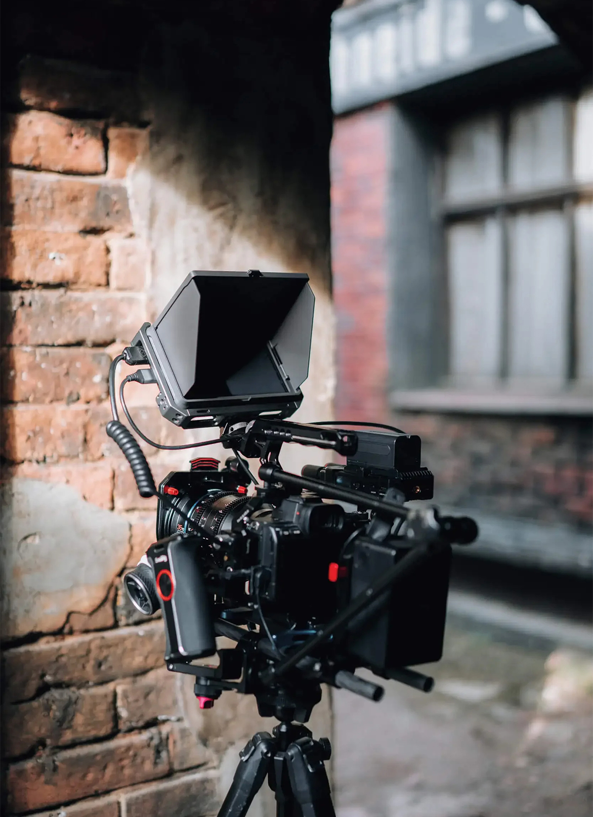 Viltrox DC-X3 DC-X2 6 Inch 4K Touch Screen Portable Monitor 2000 Nits ...