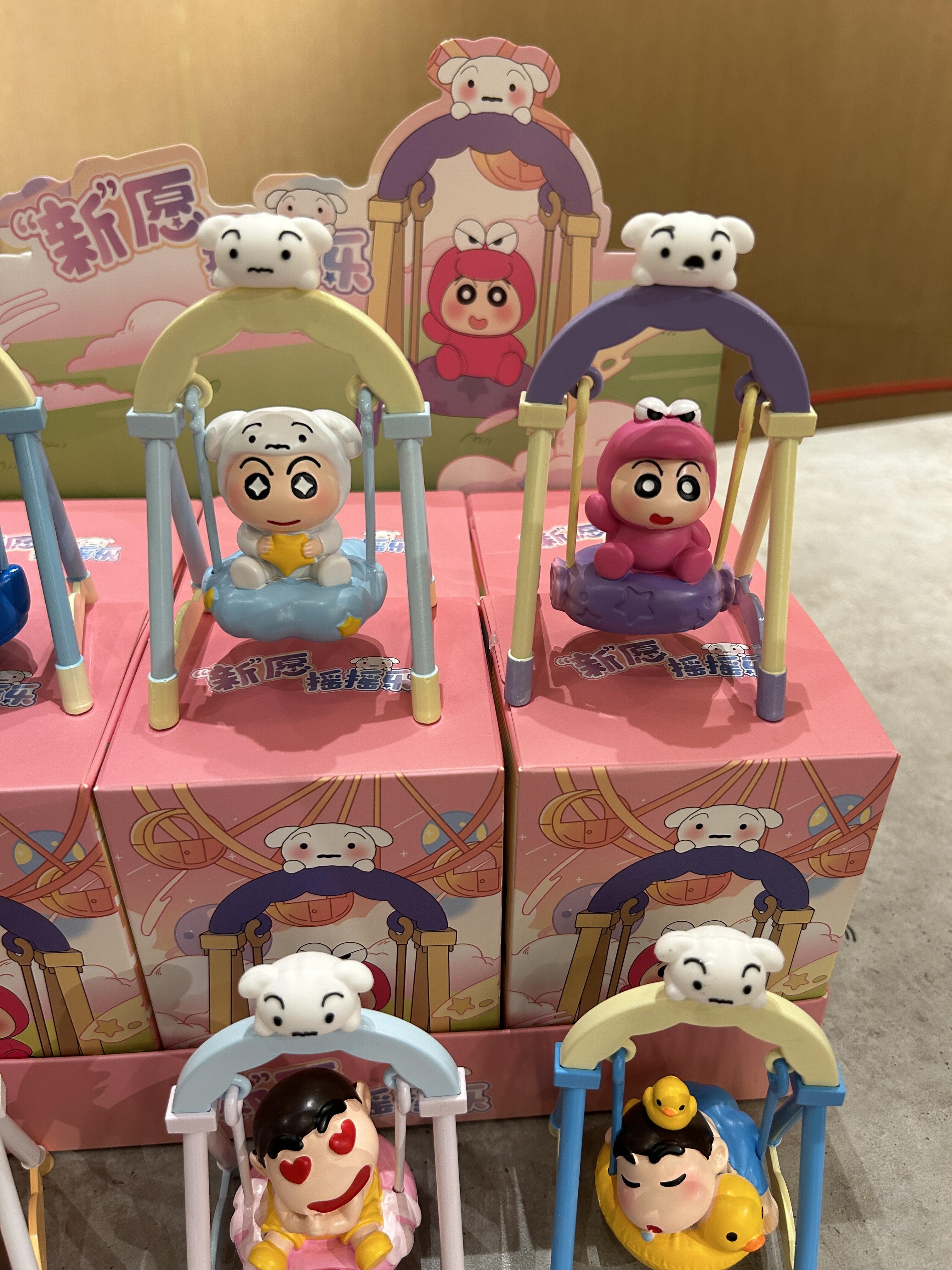crayon shin chan swing blind box figure toy shin chan desk decoration ...