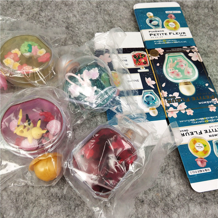 6Pcs/Set Anime Pokémon Figure Perfume Bottle Pikachu Umbreon Vulpix Mew ...