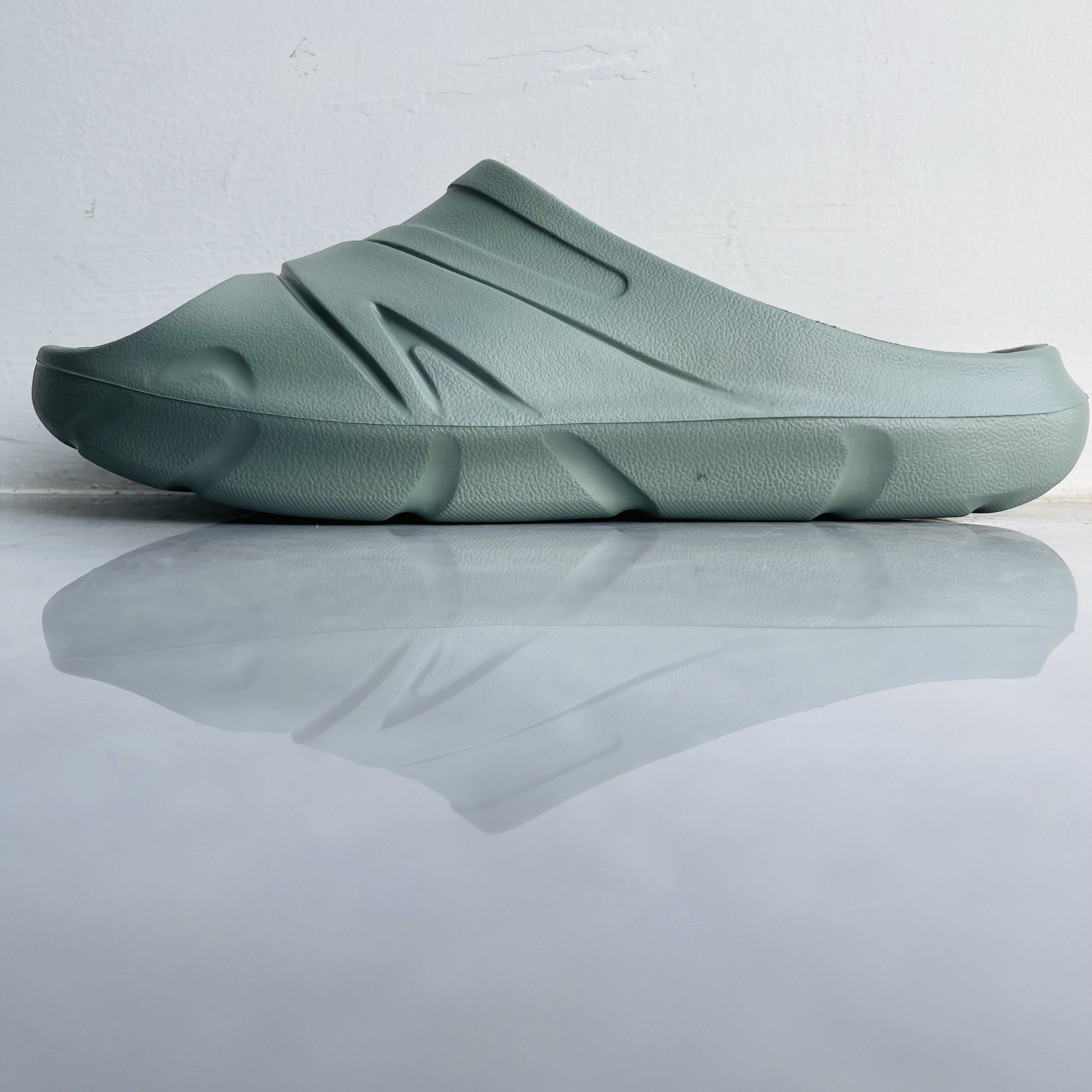 ANTA Men C37 Slipper Anti-Skid Light Walking Beach Sandal Sports Selipar 112338511 Lelaki ...