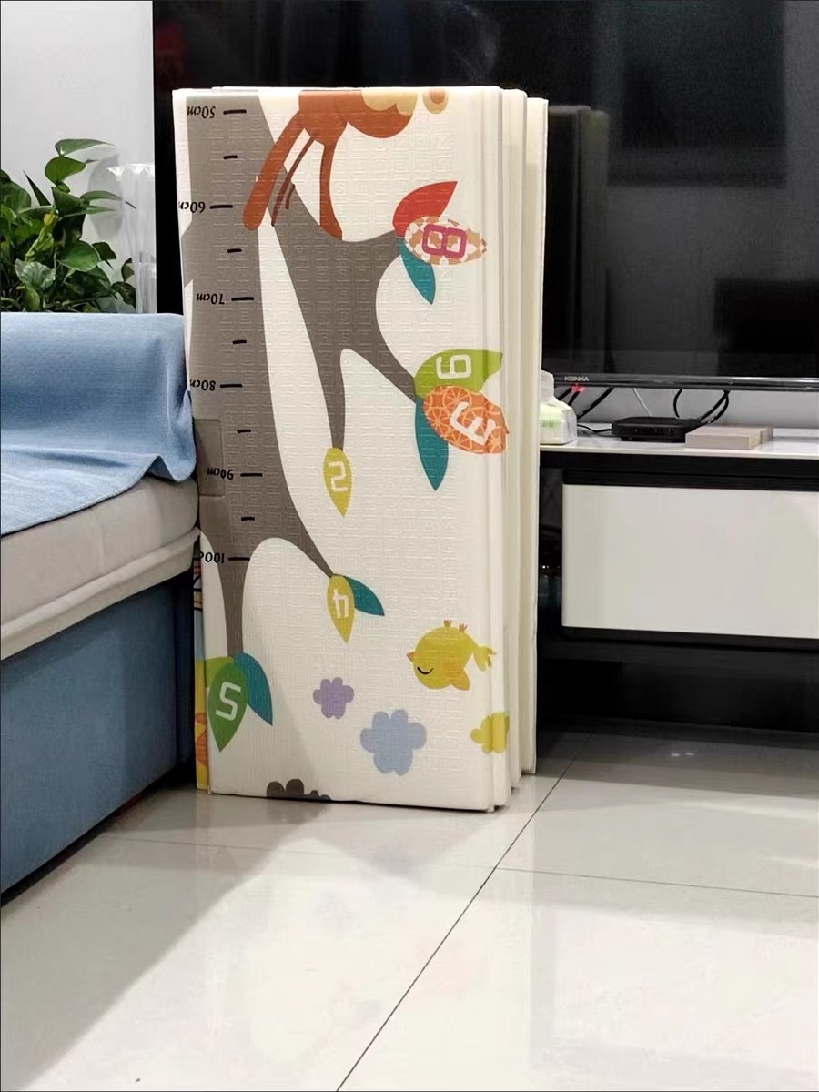 Baby mat play waterproof foam carpet foldable 200*180 Pattern on both ...
