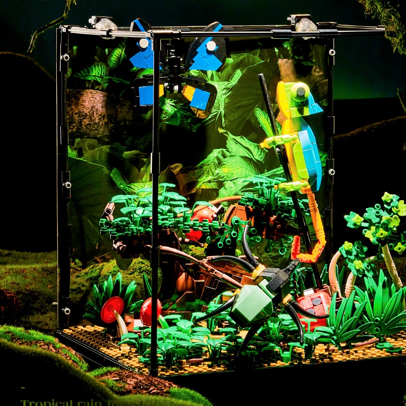 Rainforest Ecological Box Building Blocks 1358 Pcs TEC CREATORS ...