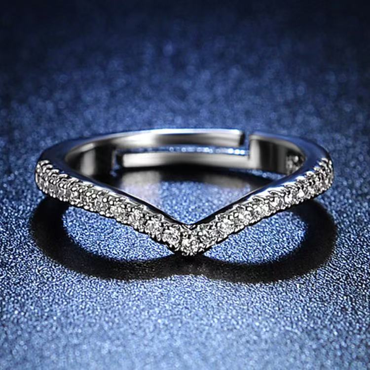 V-shaped Diamond Ring Ladies Simple Fashionable High-End Light Luxury ...