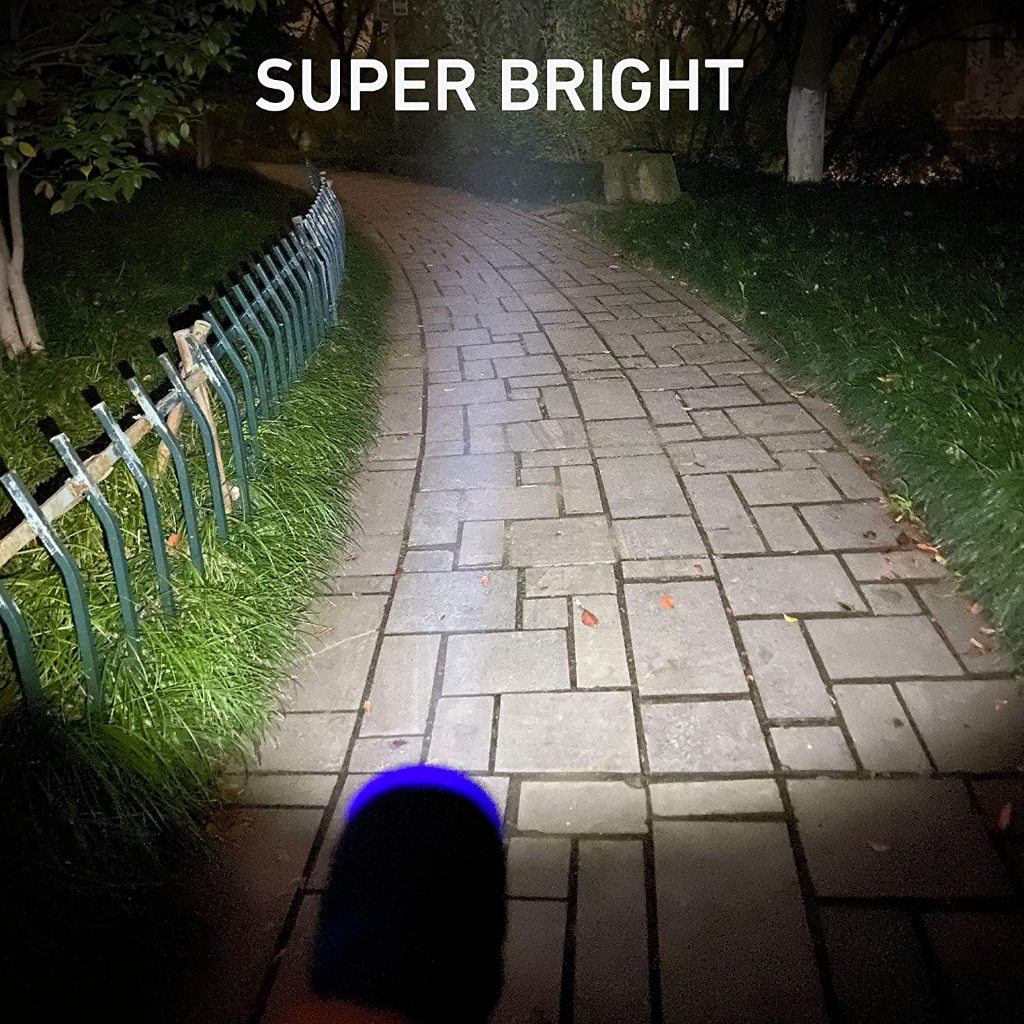 Small Mini LED Flashlight S10, Flashlights for Kids,100 Lumen Using AAA ...