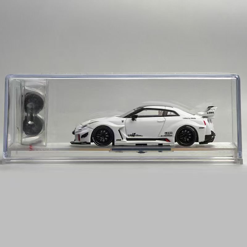 Cm Model 1: 64 Nissan GTR R35 35GT-RR Combat Gray lb Wide Body ...