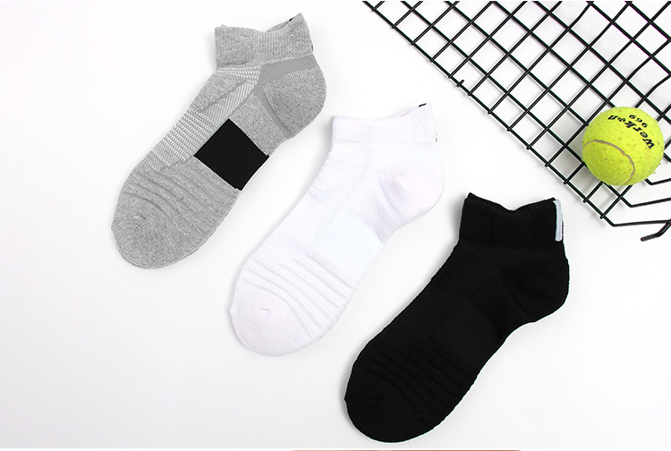 High-Performance Non-Slip Sports Socks for Running & Cycling ...