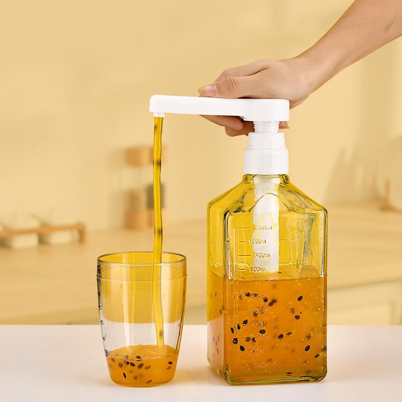 1600ml Sugar Press Bottle 10cc Pump Plastic Syrup Dispenser with Scale Liquid Container Squeeze ...