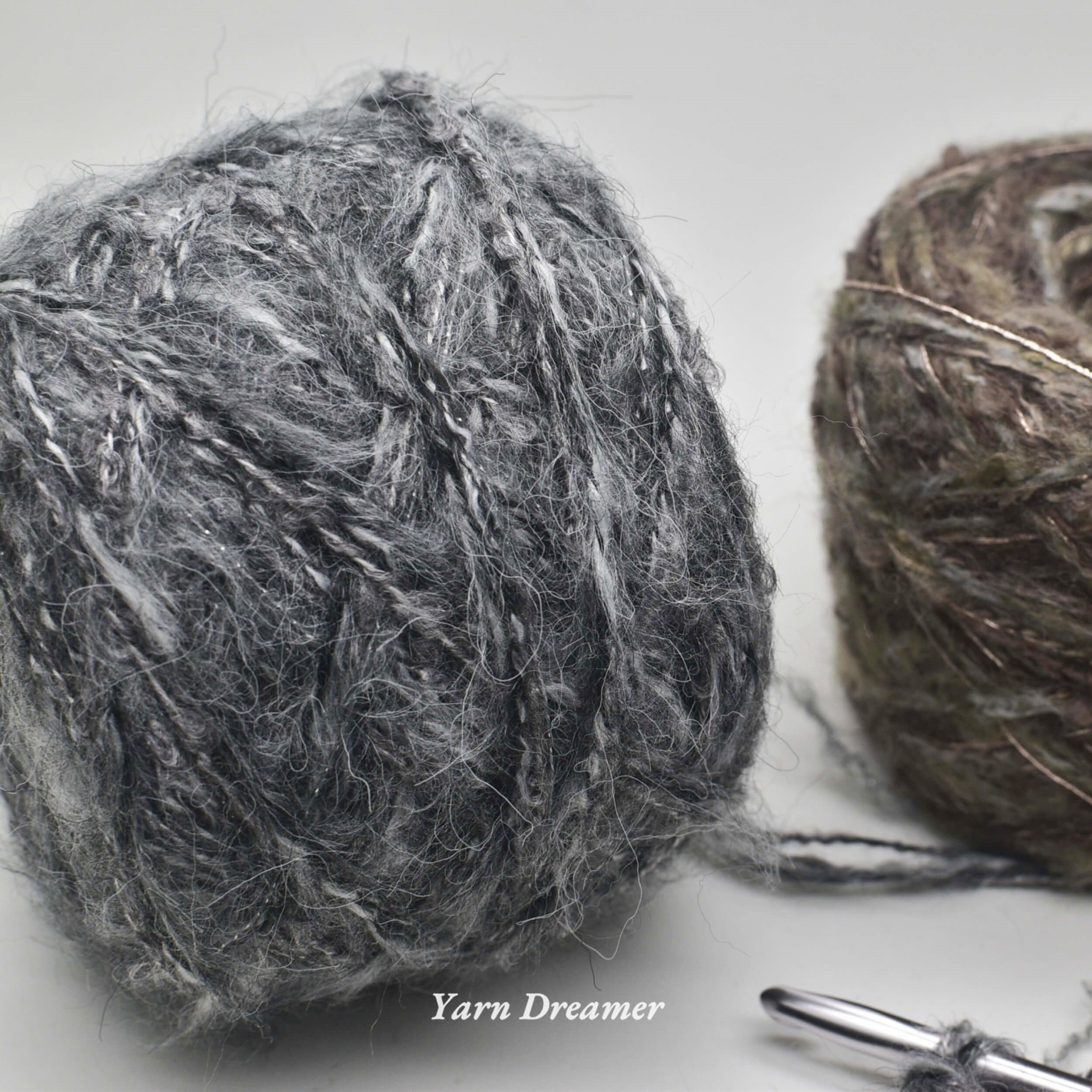 Benang Kait Besar Benang Crochet Yarn Grey Fluffy Yarn Crochet Brown ...